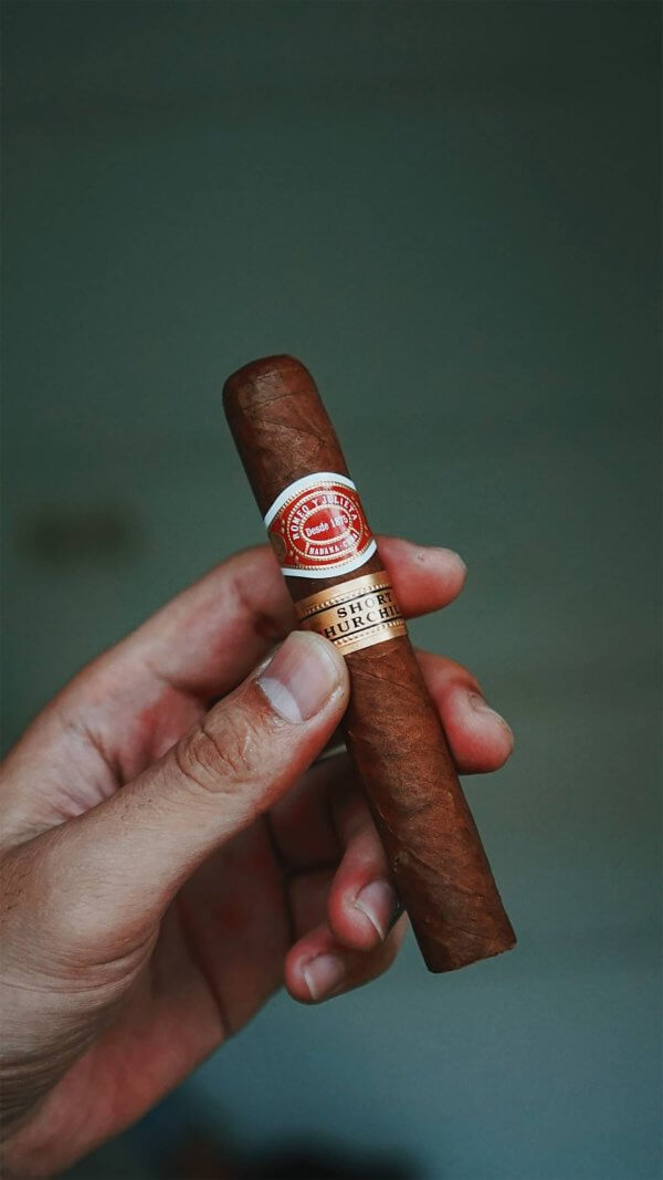 Top 5 Most Famous Cigar Smokers in History | The Cigar Club